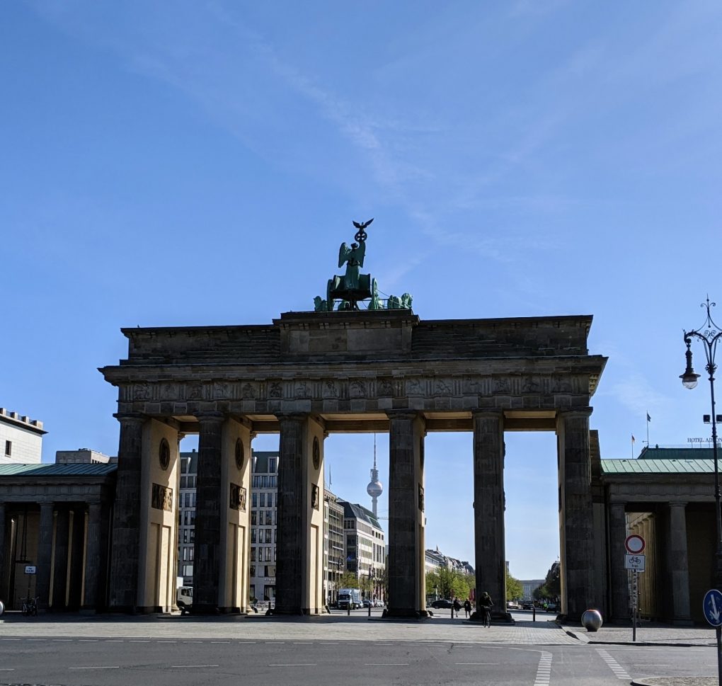 Reparaturen am Brandenburger Tor - MITTE bitte! Berlin mittendrin